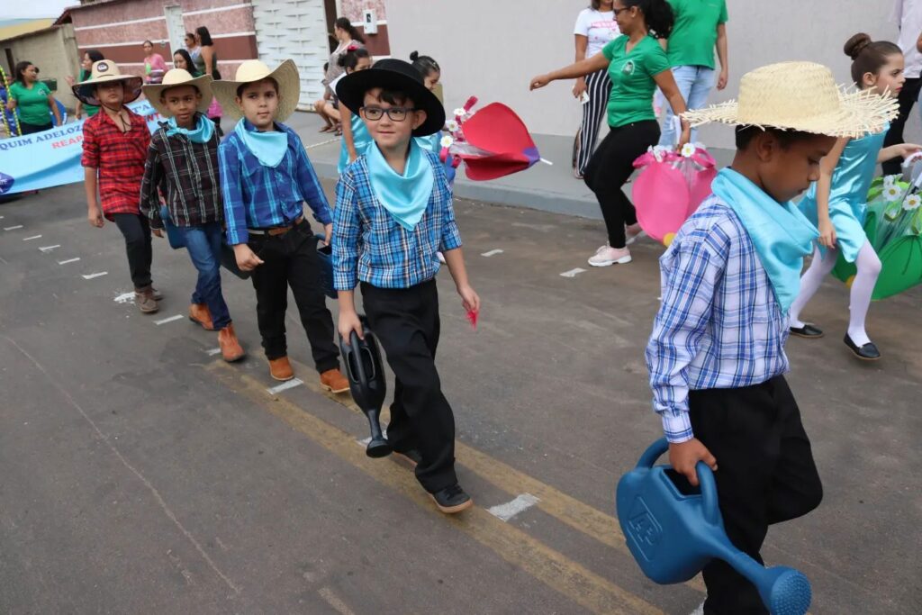 Desfile Cívico em comemoração a Independência do Brasil - Prefeitura de ...